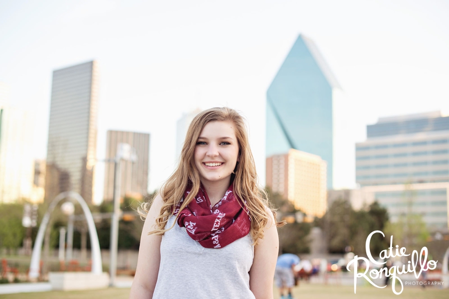 Klyde Warren Park Senior Portraits | Lilly - Catie Ronquillo