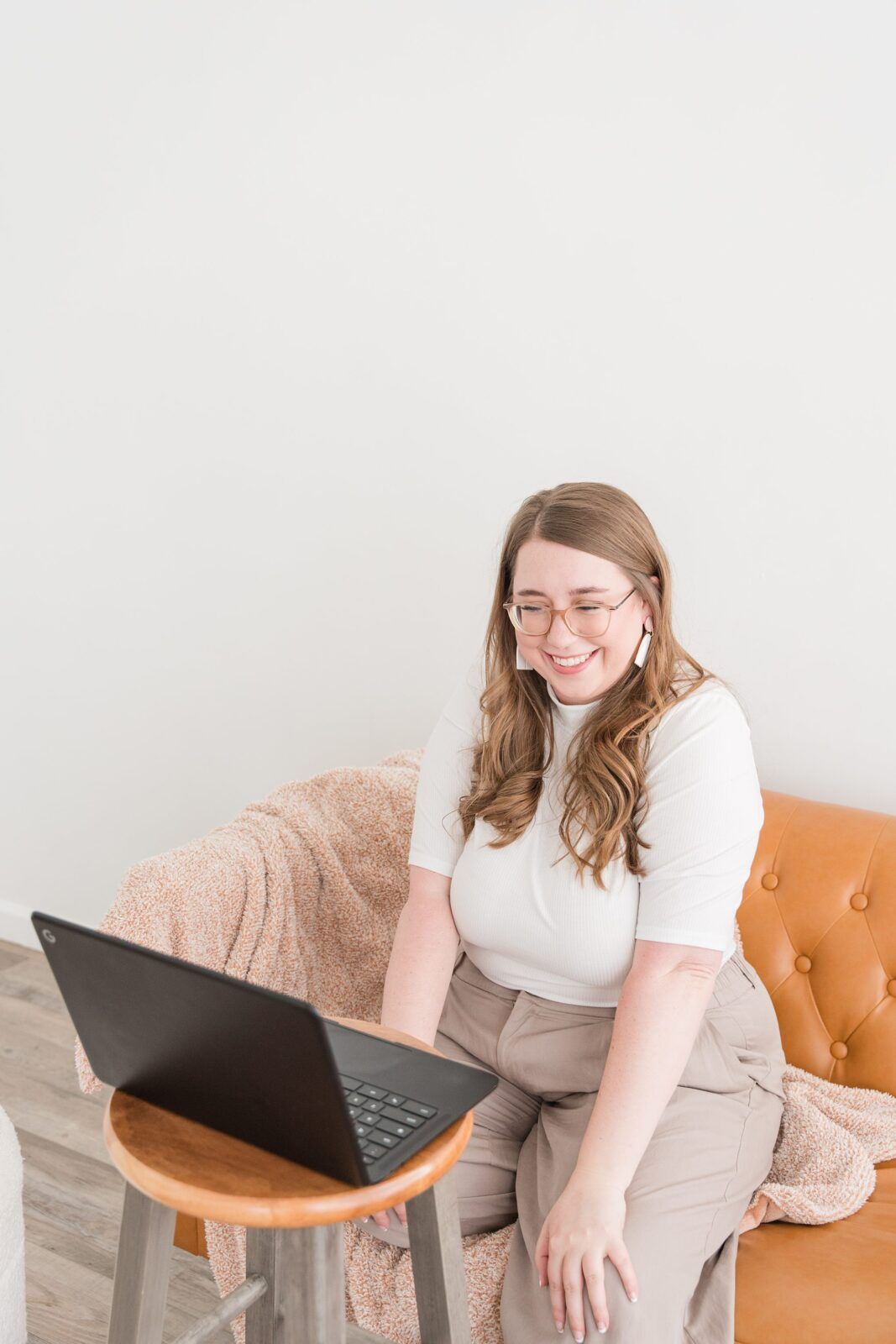 Business Photo Shoot: 5 Important Signs You Need One